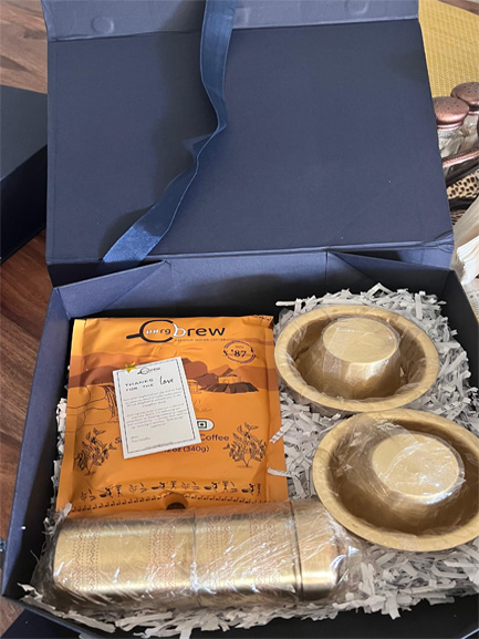 Traditional South Indian Coffee Gift Set | http://sub2.coorgbrew.com/